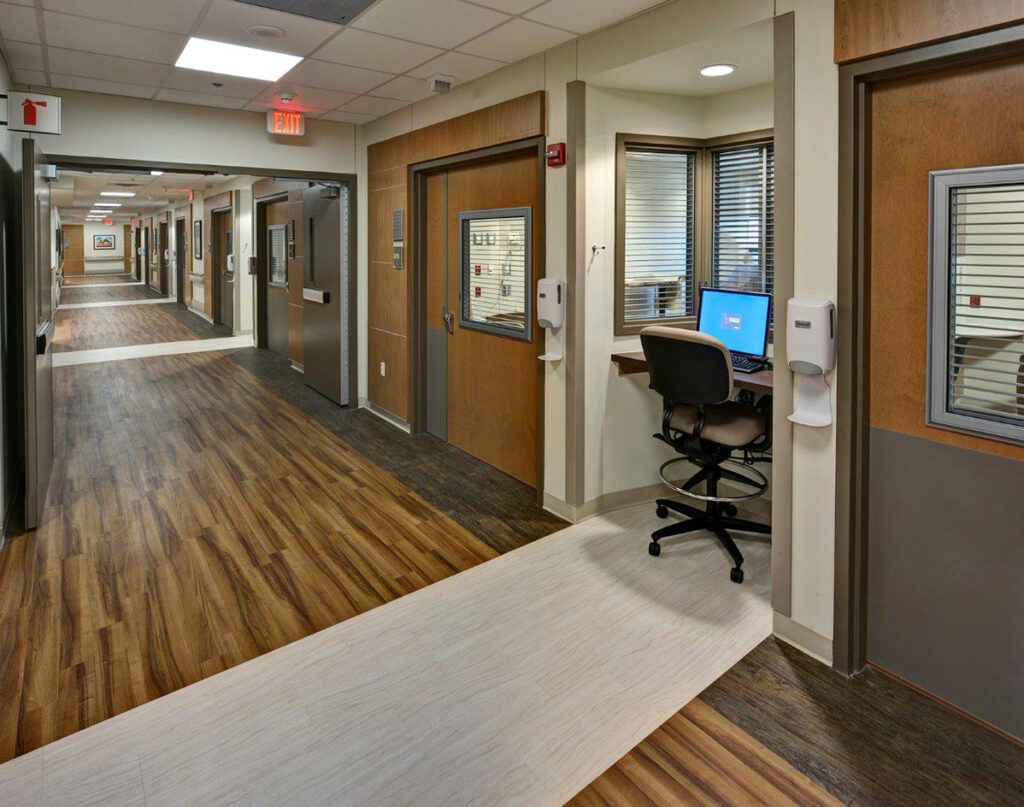 Insulating Glass Unit with Operable Louvers - Unicel Architectural